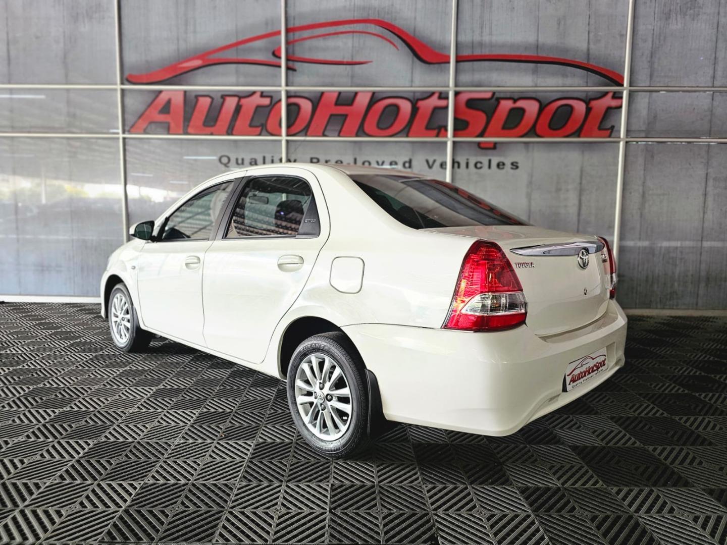 2017 Toyota Etios Sedan 1.5 Sprint | AutoHotSpot